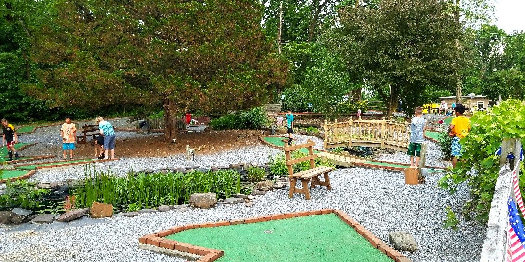 Family Playing Mini Golf - Elizabethtown / Hershey KOA